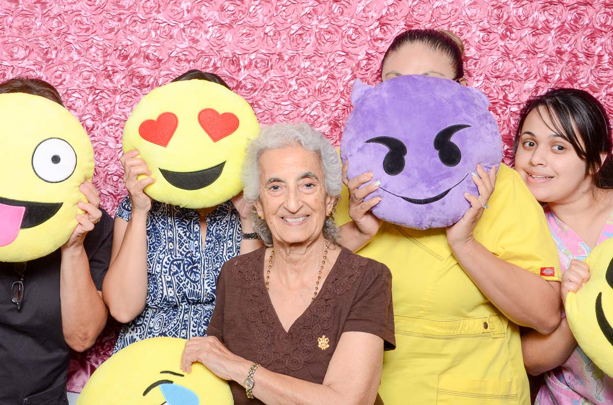 White-Tie-Photo-Booths-in-Yuma-Arizona - White Tie Modern - Upscale ...